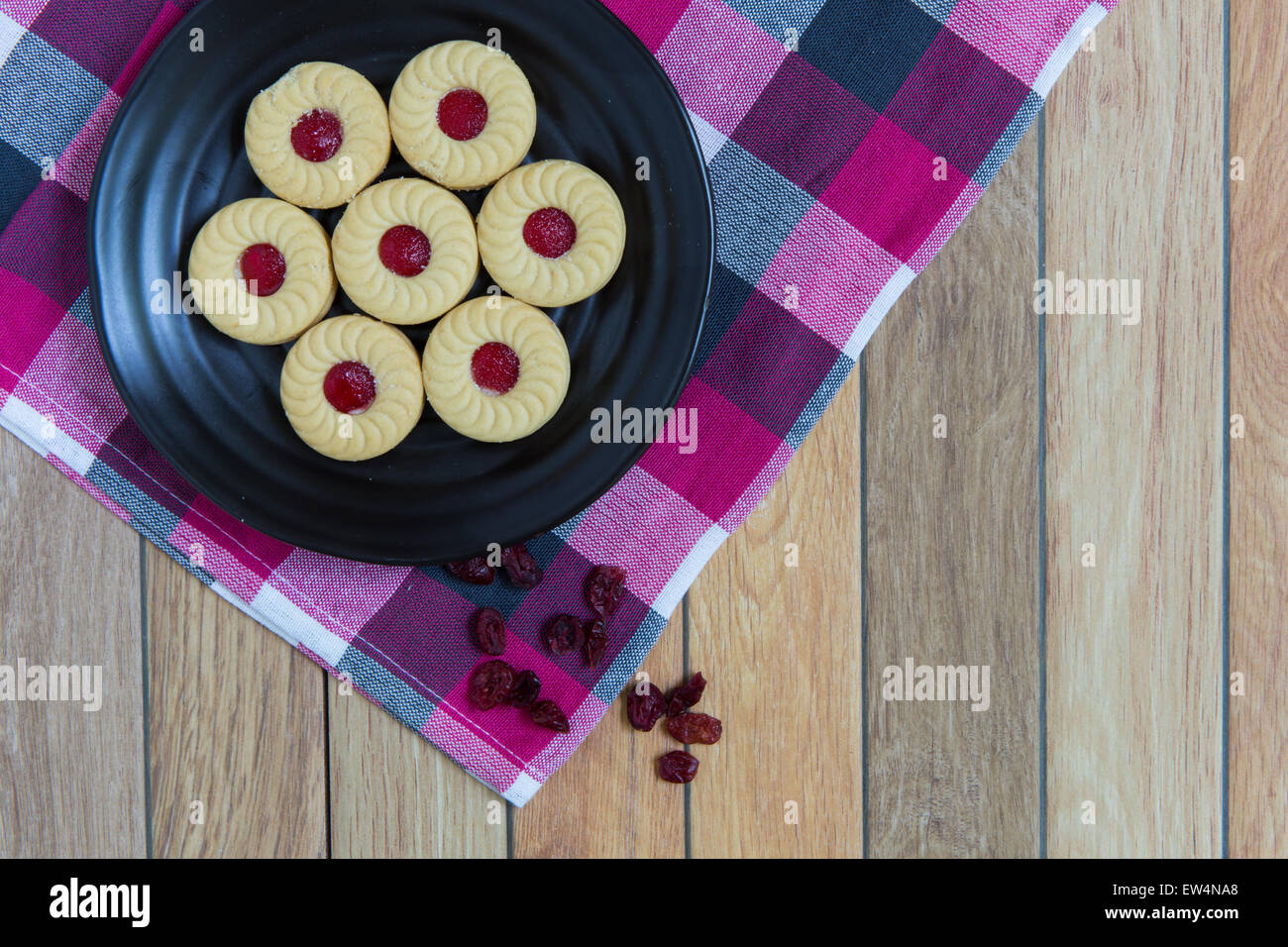 Tea break biscuit hi-res stock photography and images - Alamy