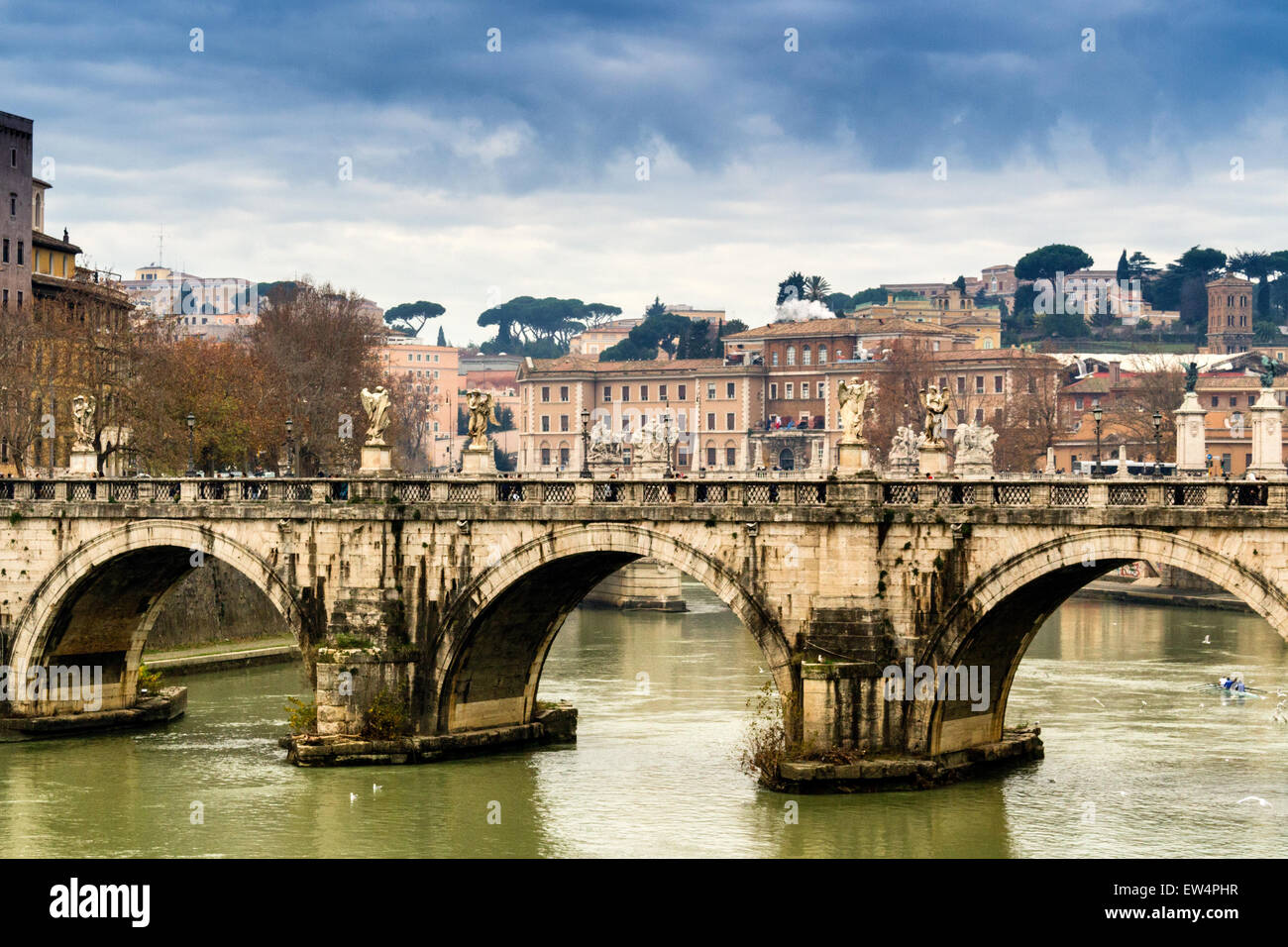 Bridge over the Tiber river in the center of Rome Stock Photo - Alamy
