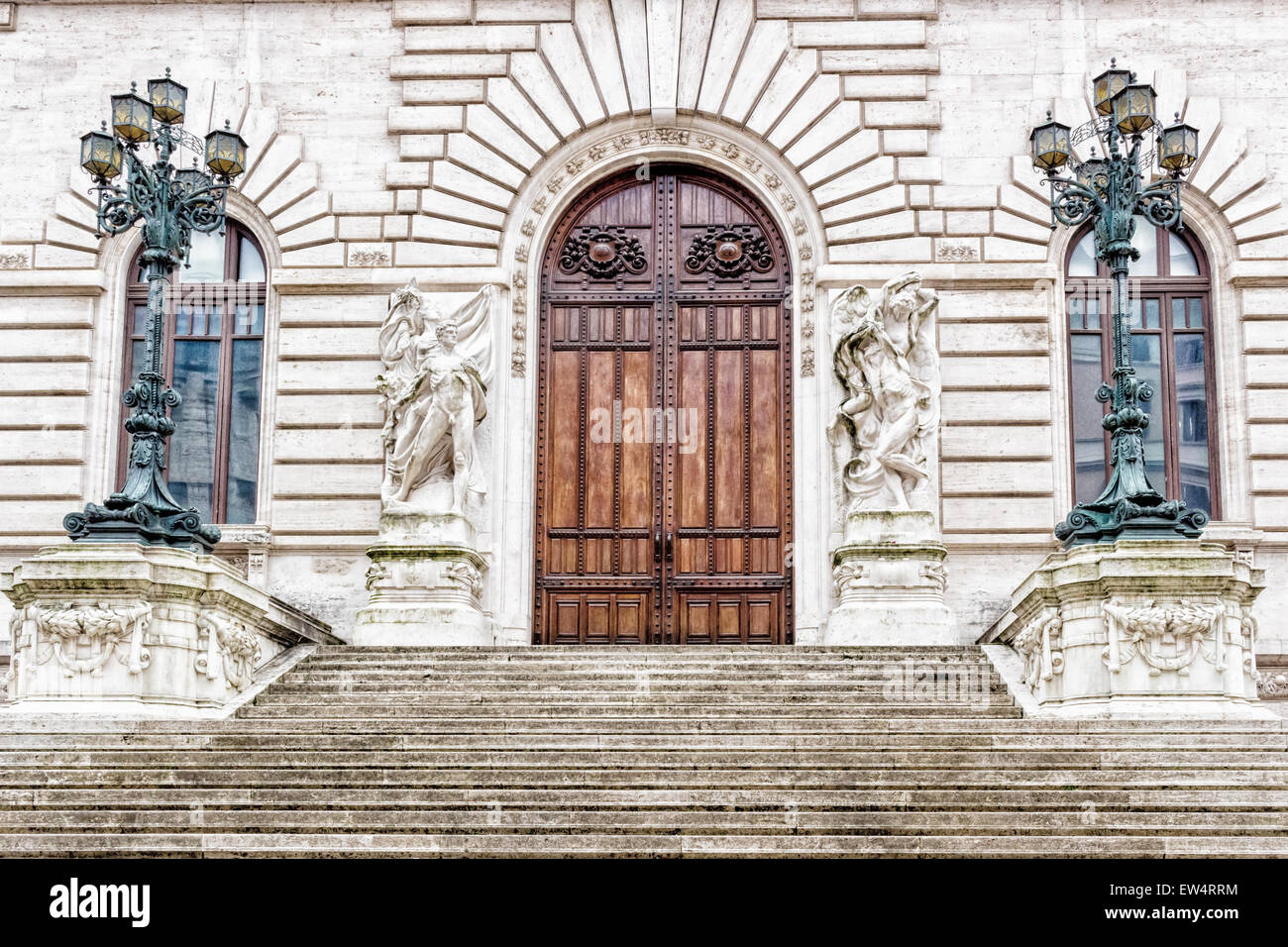 Italian parliament building hi-res stock photography and images - Alamy