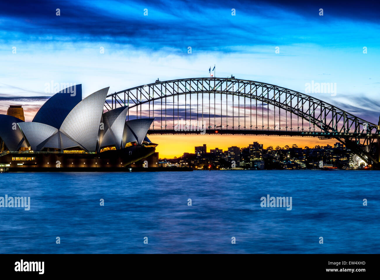 Sydney opera house and bridge hi-res stock photography and images - Alamy