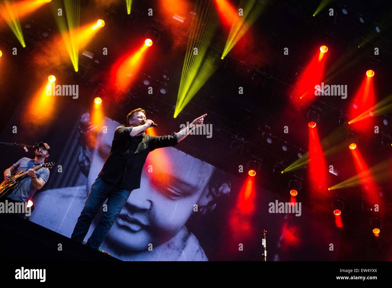 Rock band elbow hi-res stock photography and images - Alamy