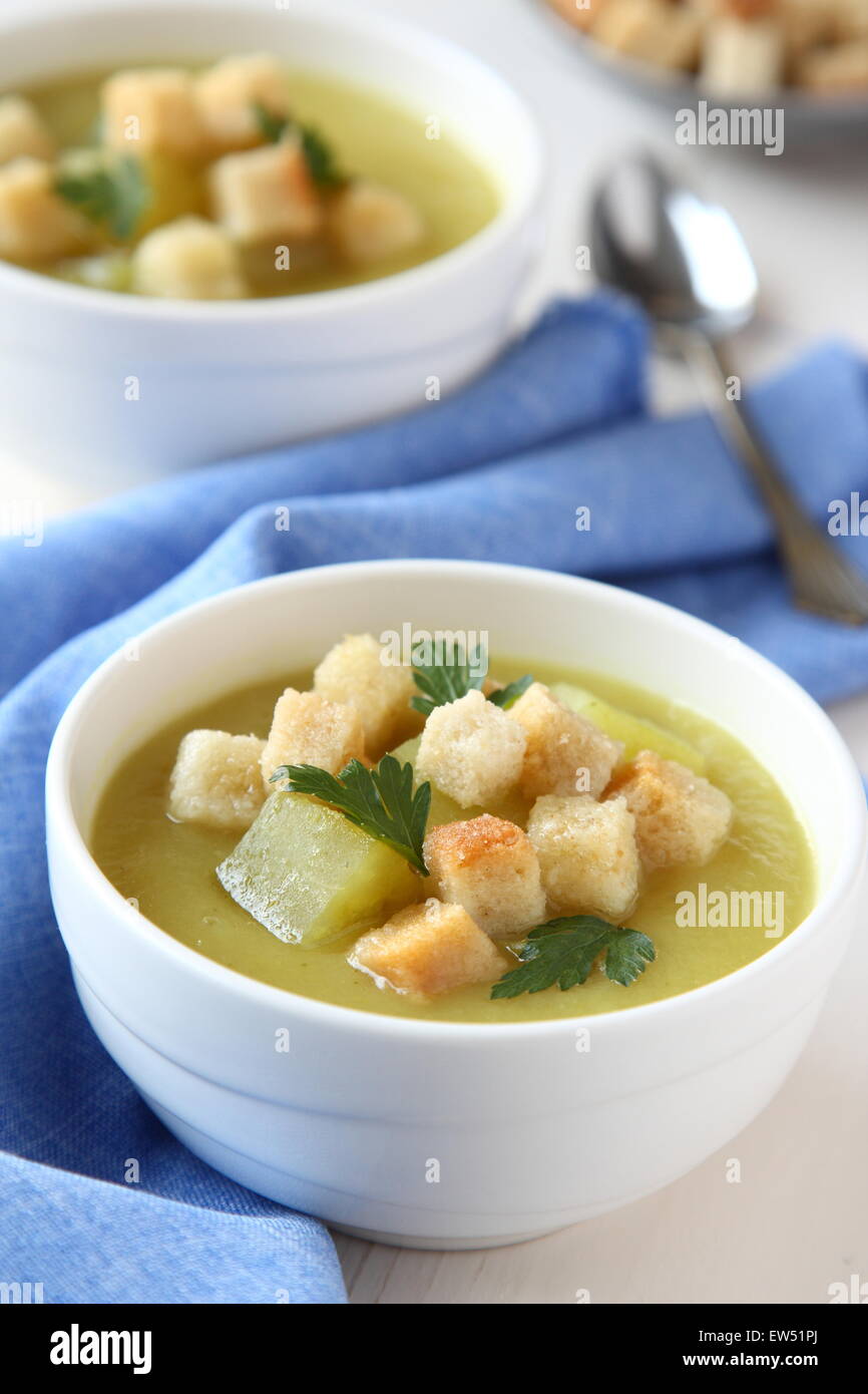 Sweet potato leaf stew hi-res stock photography and images - Alamy