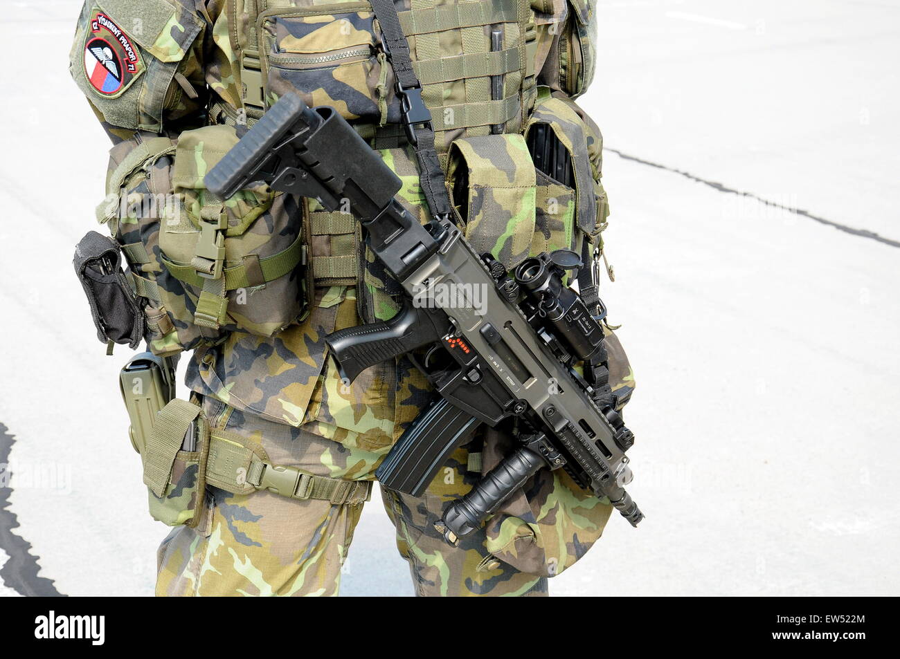 Noble Jump 2015 NATO ARRC (Allied Rapid Reaction Corps) training Stock ...