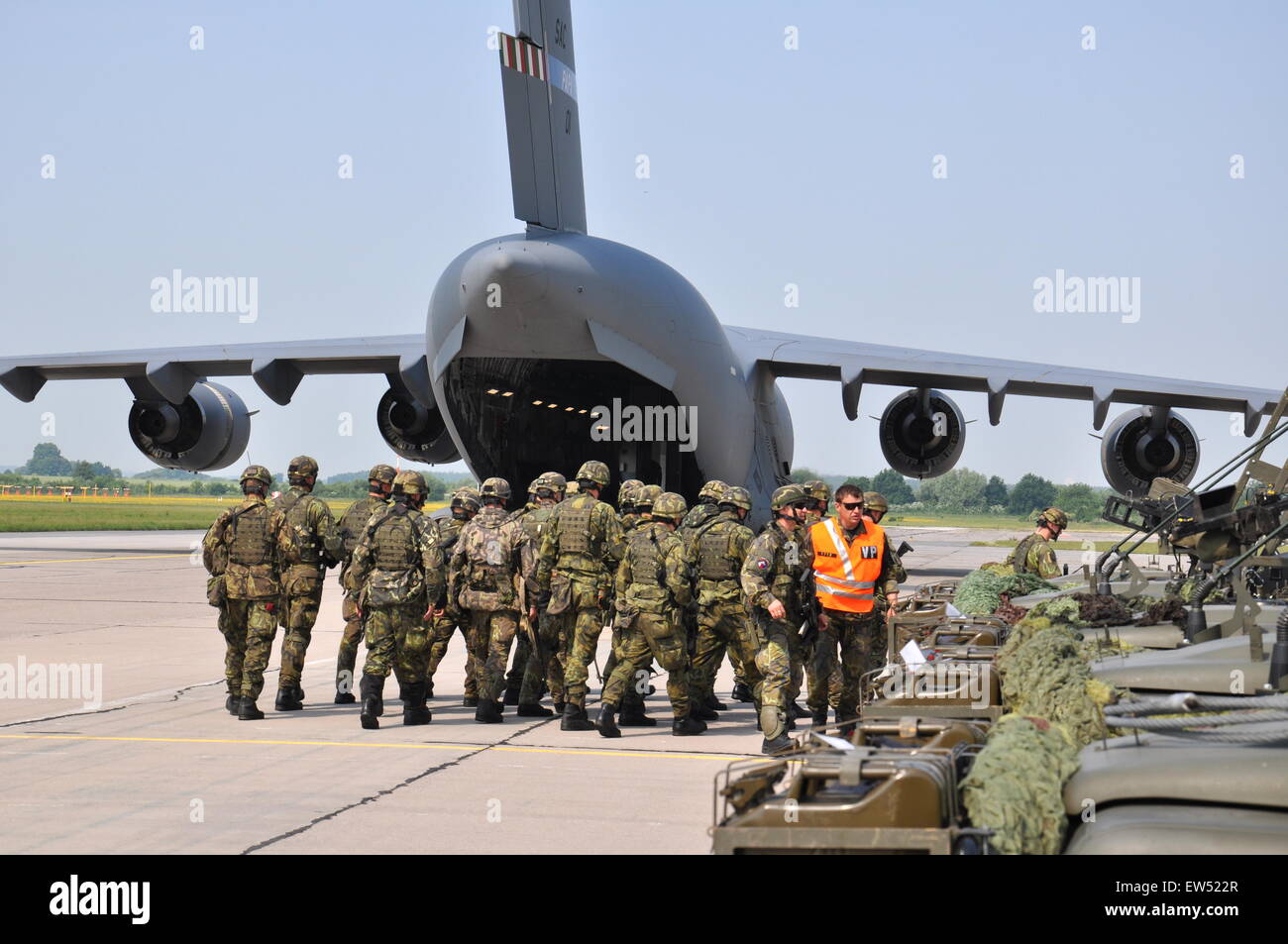 Noble Jump 2015 NATO ARRC (Allied Rapid Reaction Corps) training Stock ...