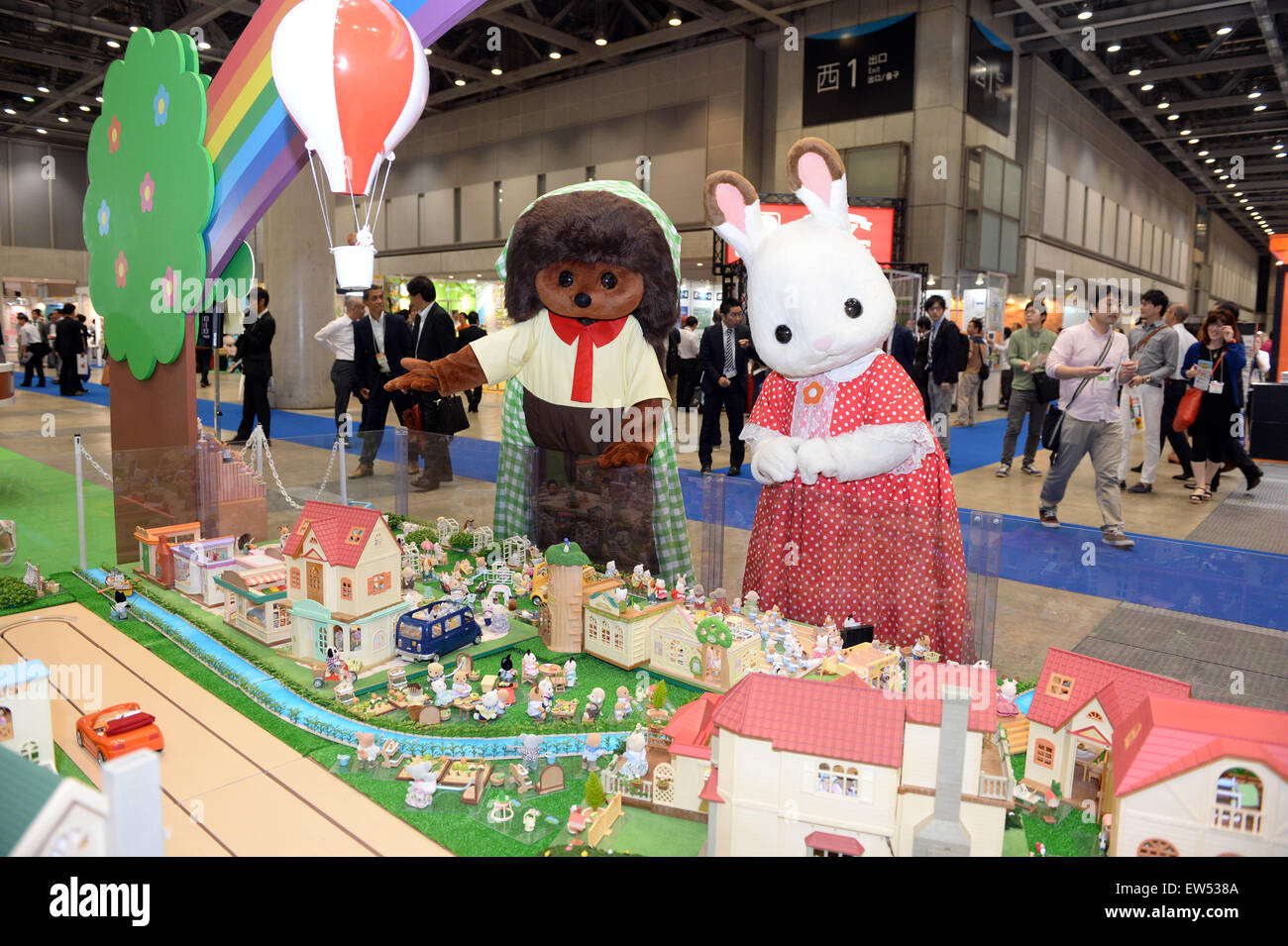 Tokyo doll show hi-res stock photography and images - Alamy