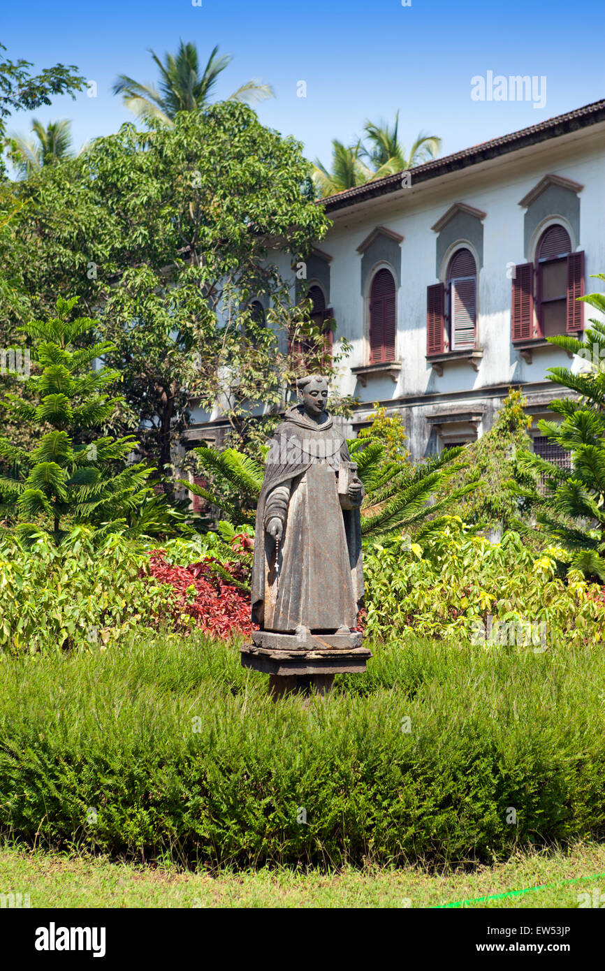Old goa church hi-res stock photography and images - Alamy