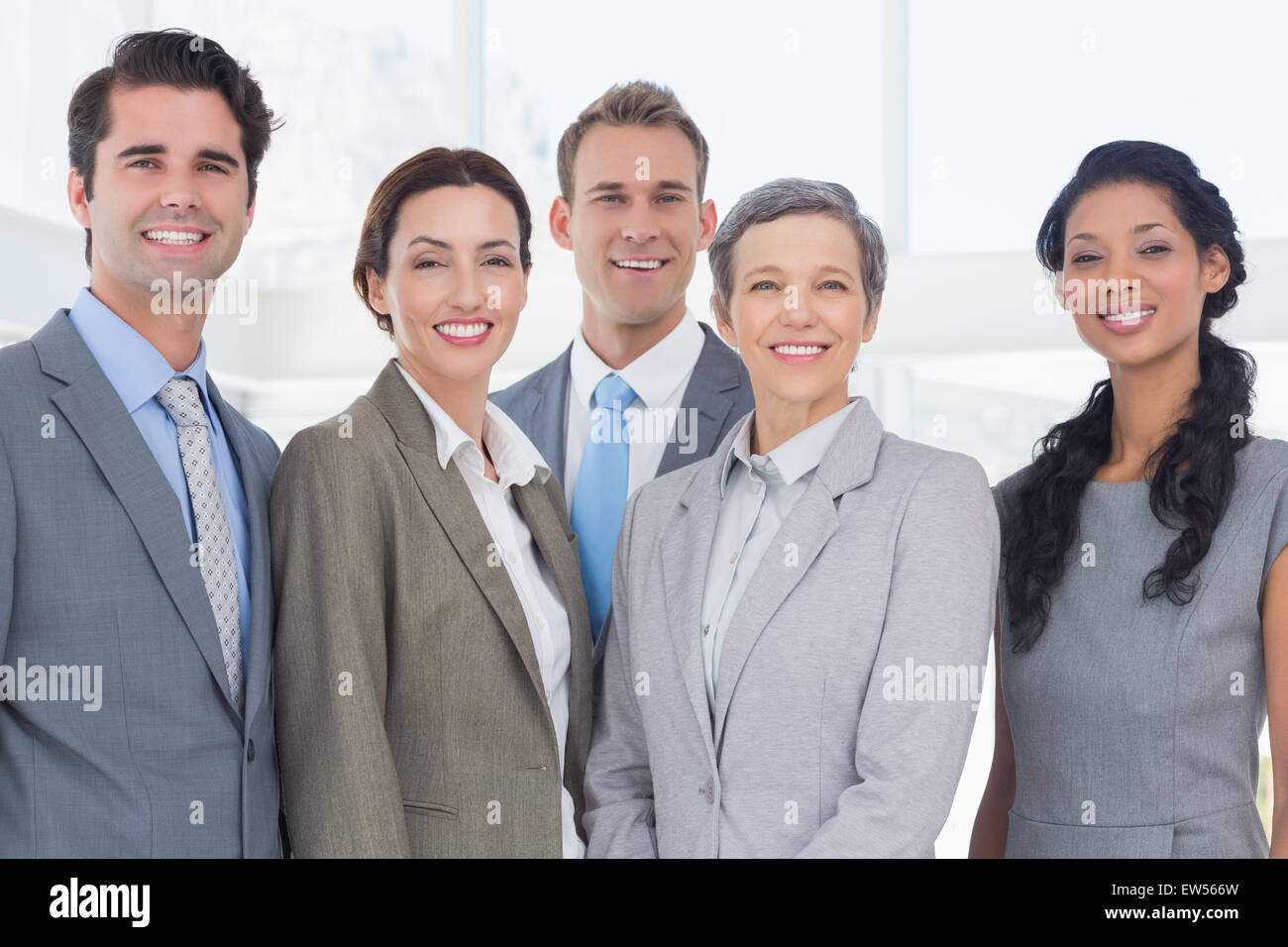 People looking into camera hi-res stock photography and images - Alamy