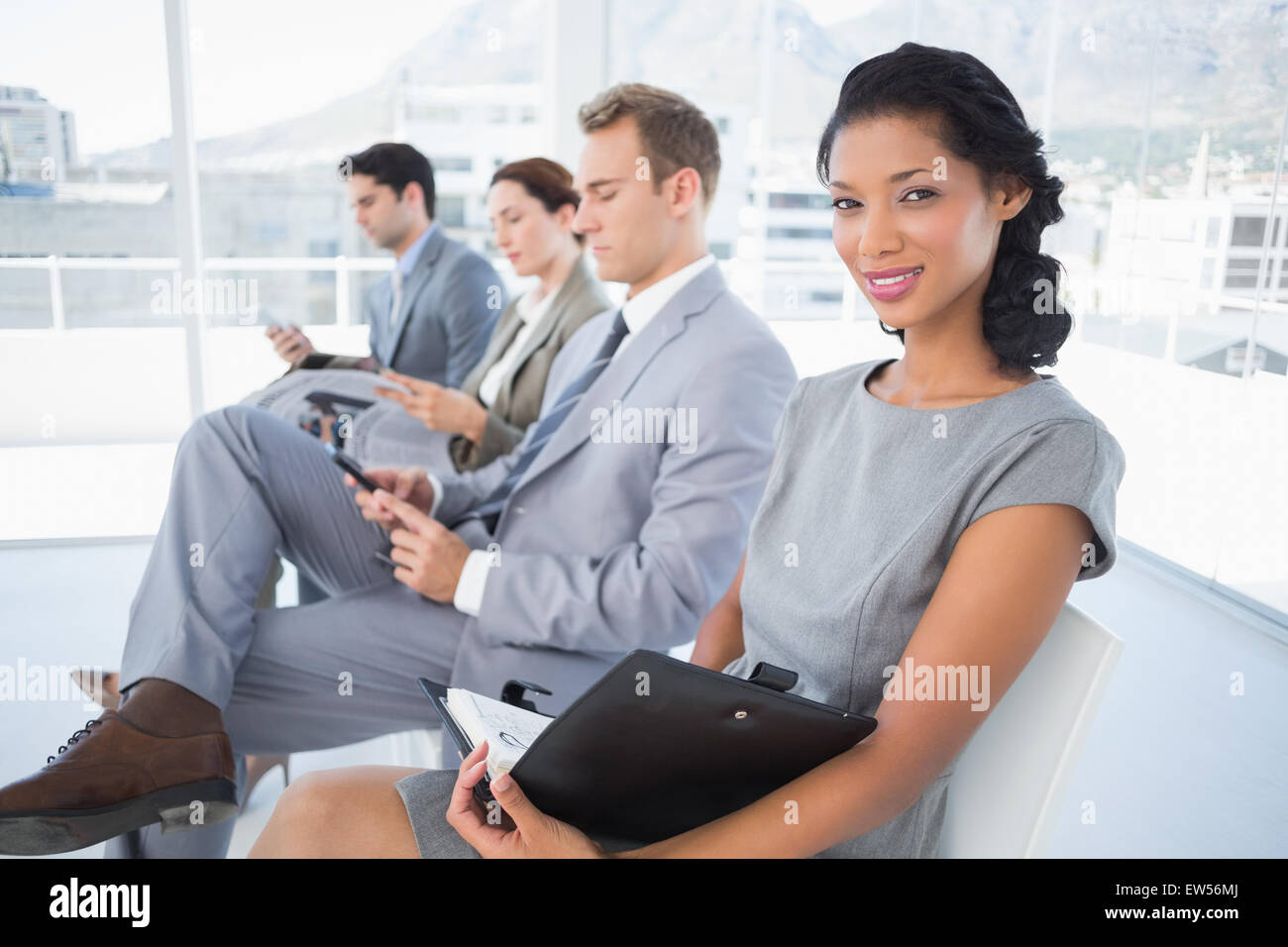 Waiting message hi-res stock photography and images - Alamy