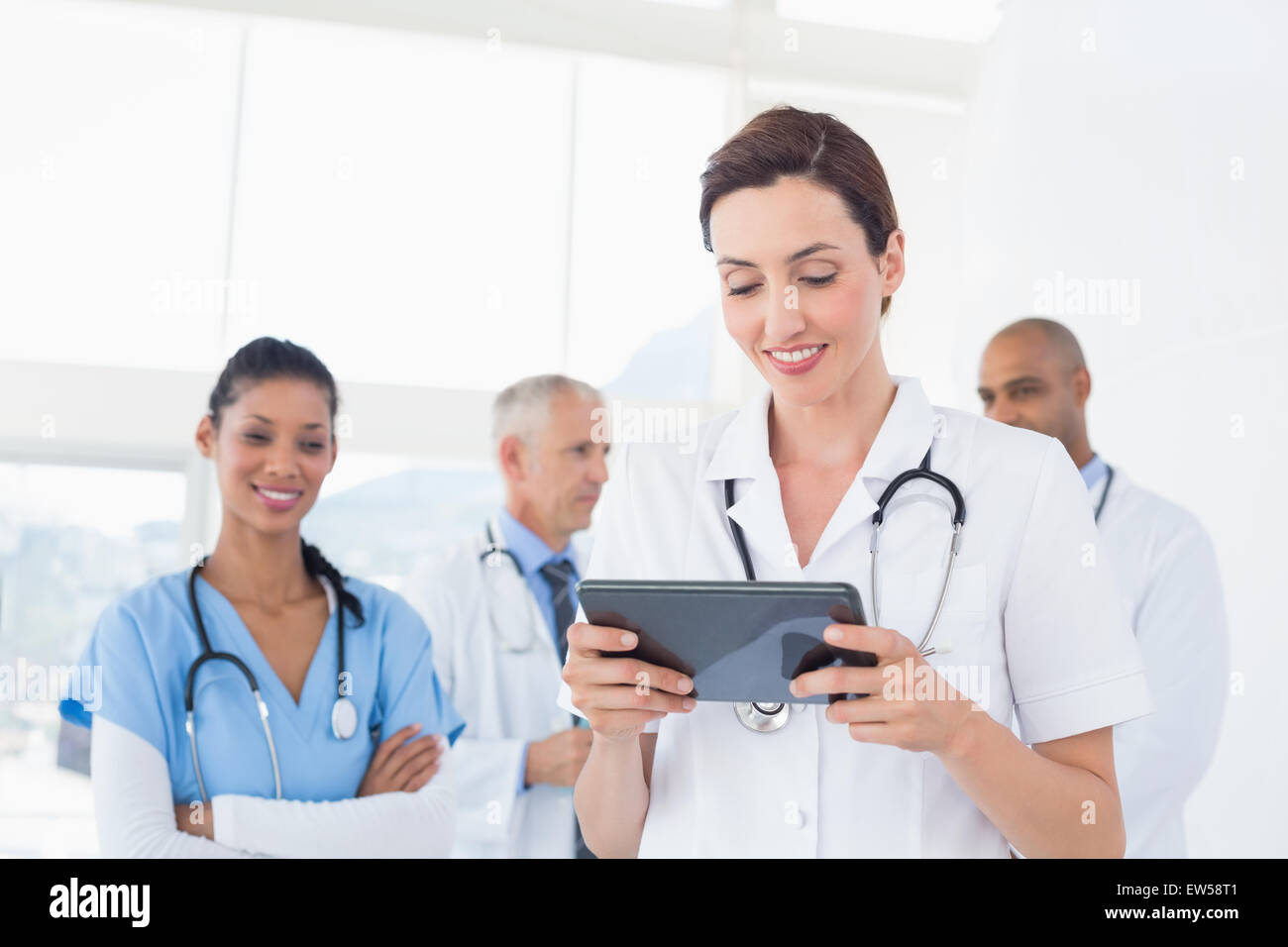 Female doctor team hospital hi-res stock photography and images - Alamy