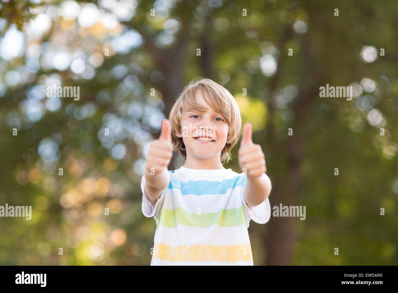 Portrait smiling happy boy hi-res stock photography and images - Alamy