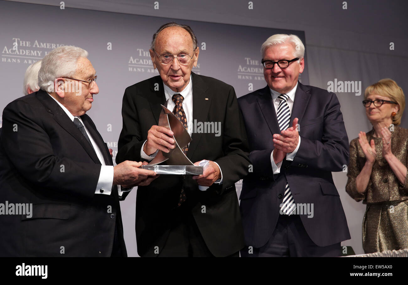 Berlin, Germany. 17th June, 2015. Henry Kissinger (L) awards Former ...