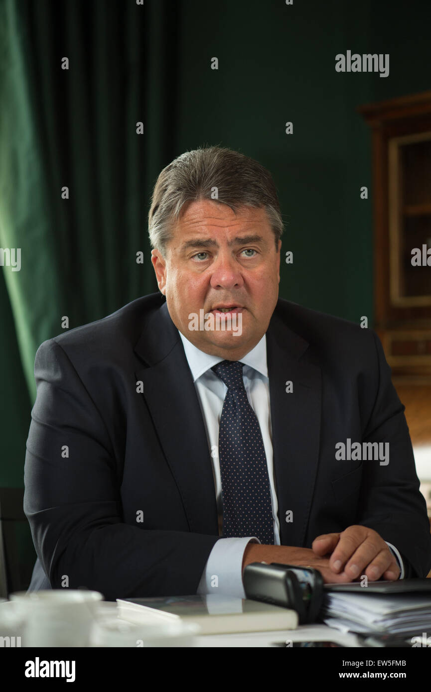 German minister of economy hi-res stock photography and images - Alamy
