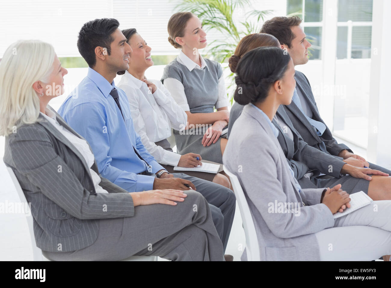 Business meting hi-res stock photography and images - Alamy