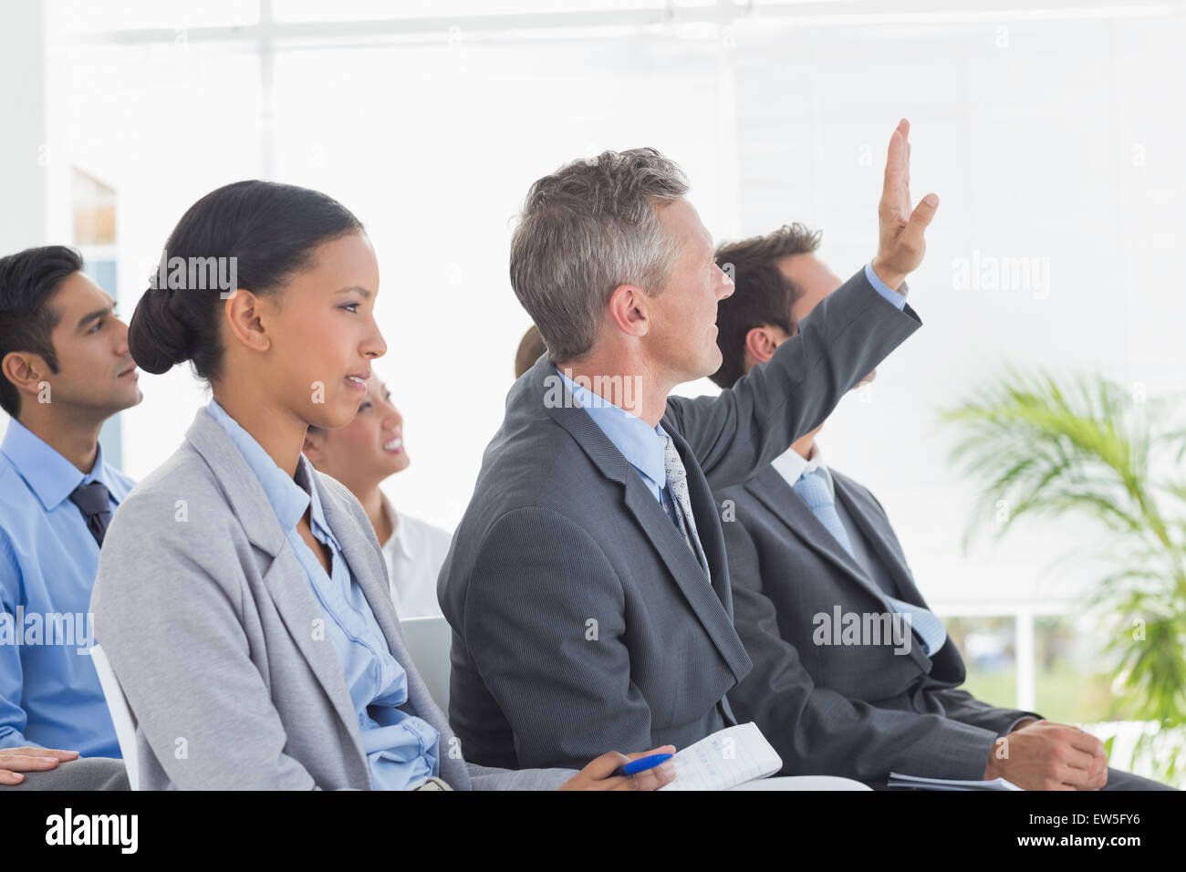 Asking question meeting hi-res stock photography and images - Alamy