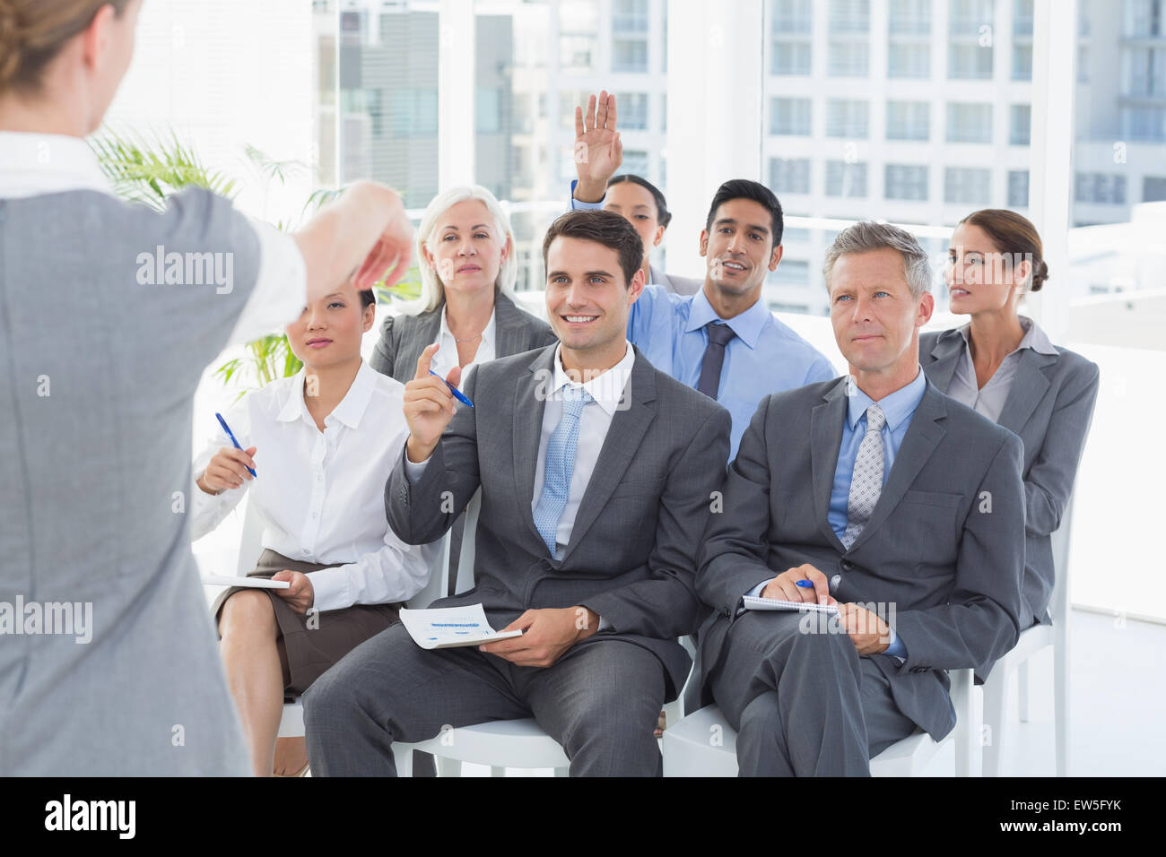 Business meting hi-res stock photography and images - Alamy