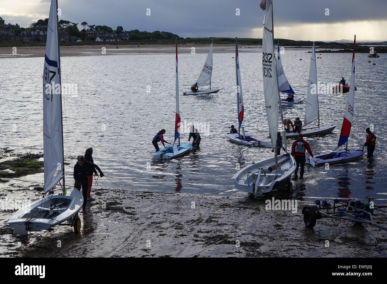 Launching racing boats hi-res stock photography and images - Alamy
