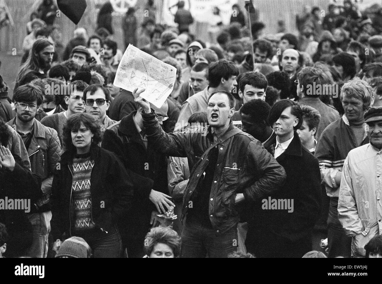 1980s protesters hi-res stock photography and images - Alamy