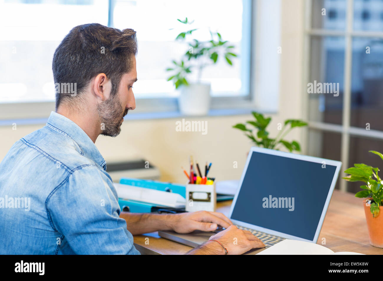 Creativity typing hi-res stock photography and images - Alamy