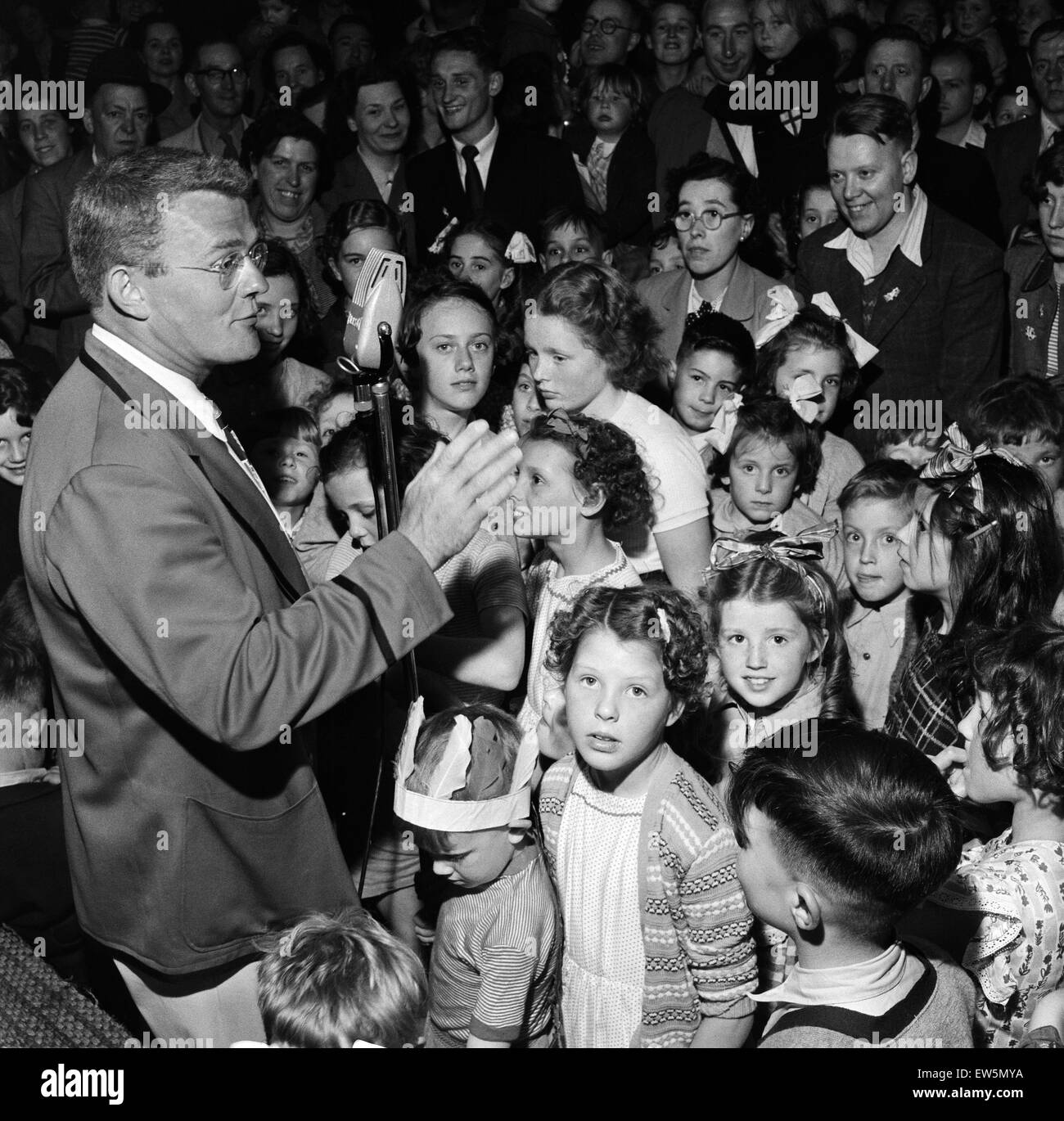 1950s butlins hi-res stock photography and images - Alamy