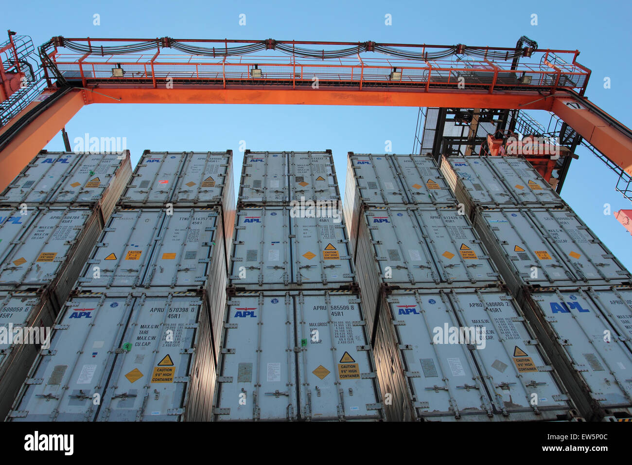 Multimodal terminal hi-res stock photography and images - Alamy