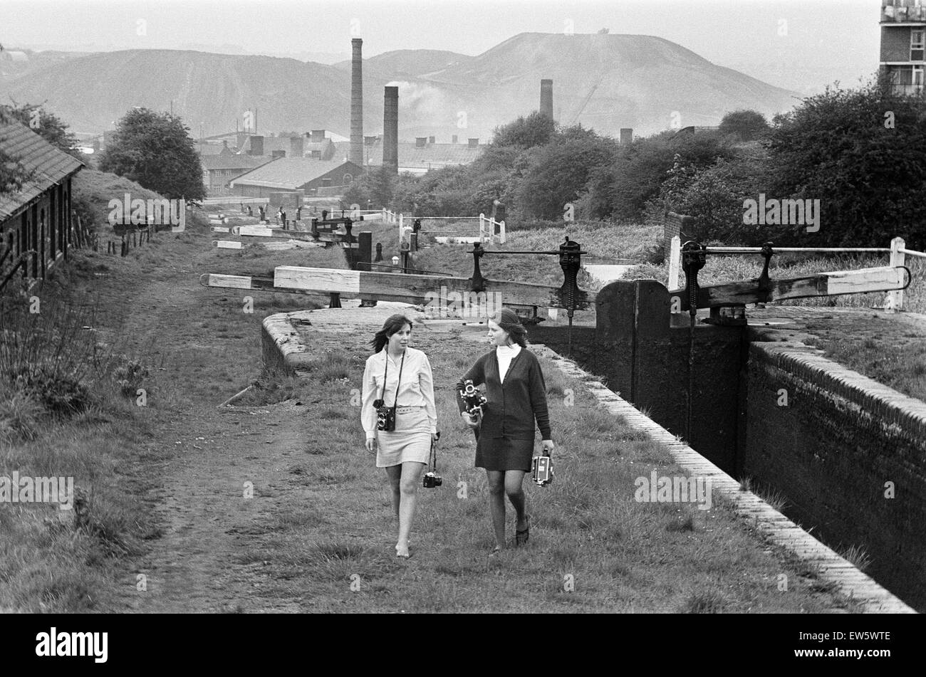 West midlands canal Black and White Stock Photos & Images - Alamy
