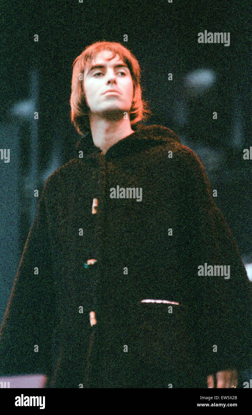 1996 Oasis, music group, performing o stage, Balloch Castle Country ...