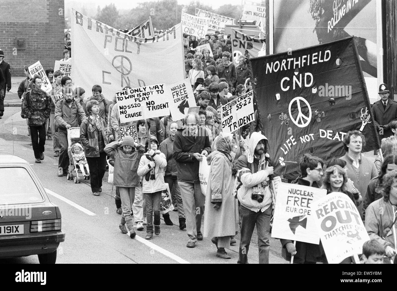 CND peace marchers seen here starting off from Hearsall Common 26th May ...