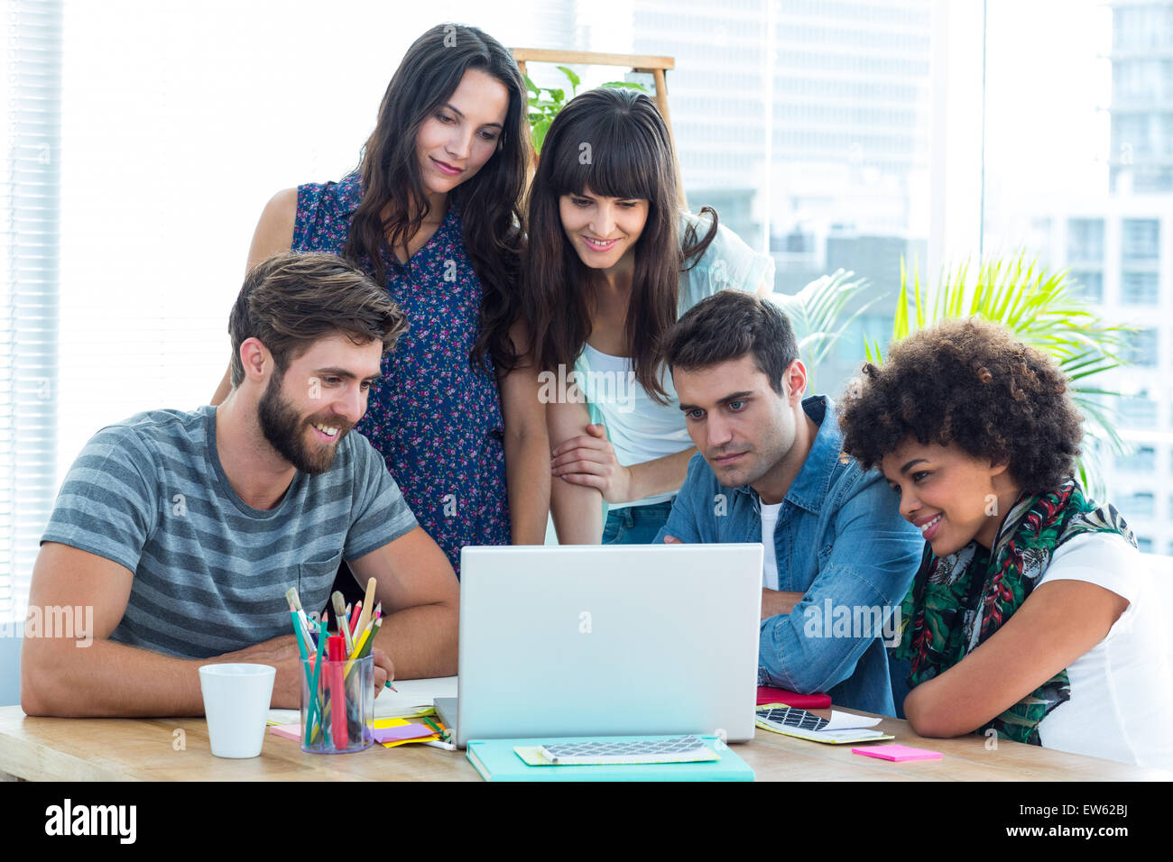 Team reunion hi-res stock photography and images - Alamy