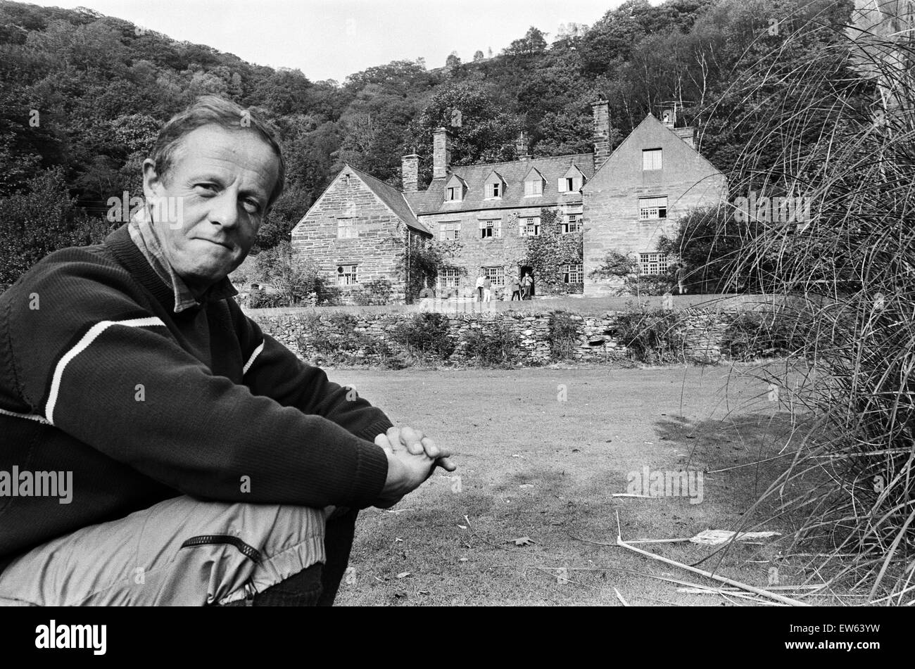 Dol y moch hi-res stock photography and images - Alamy