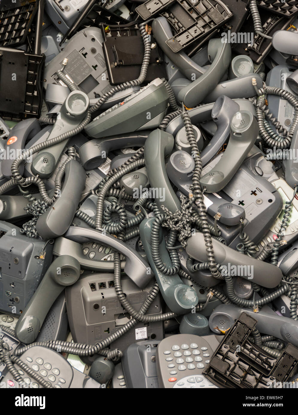 Discarded electrical goods hi-res stock photography and images - Alamy