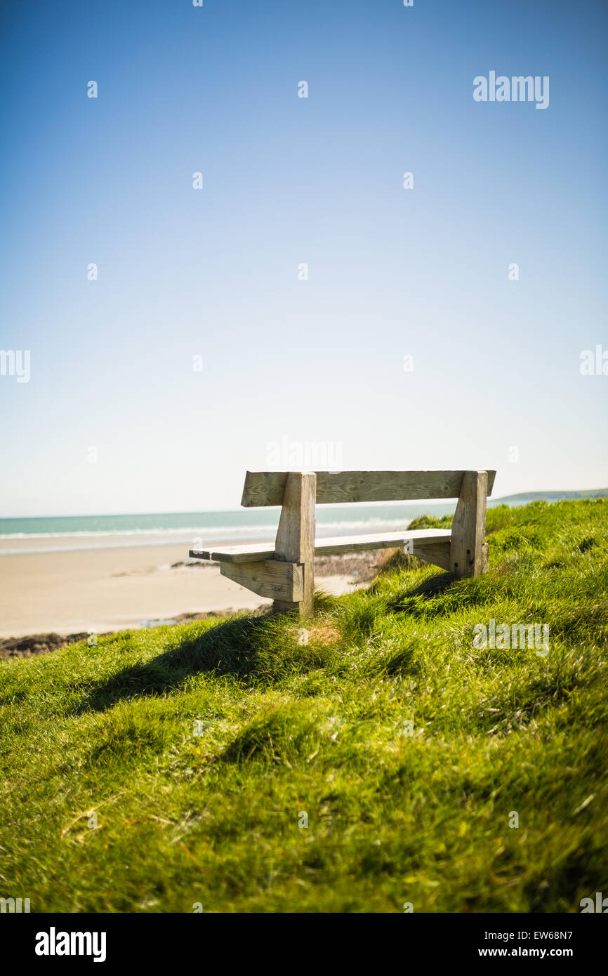 Bench near the sea hi-res stock photography and images - Alamy