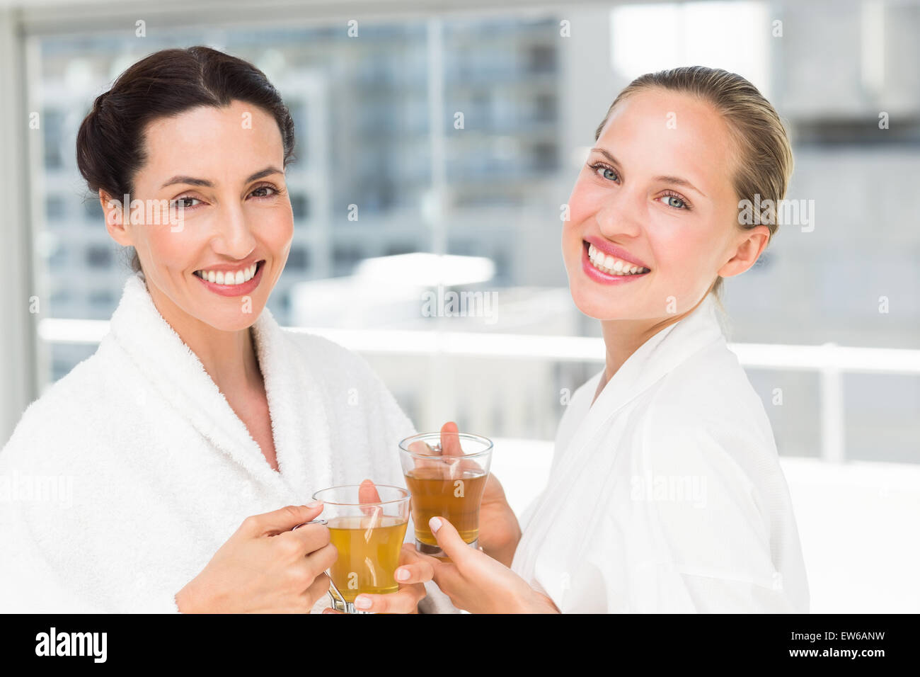 Couple friends having a spa day Stock Photo - Alamy