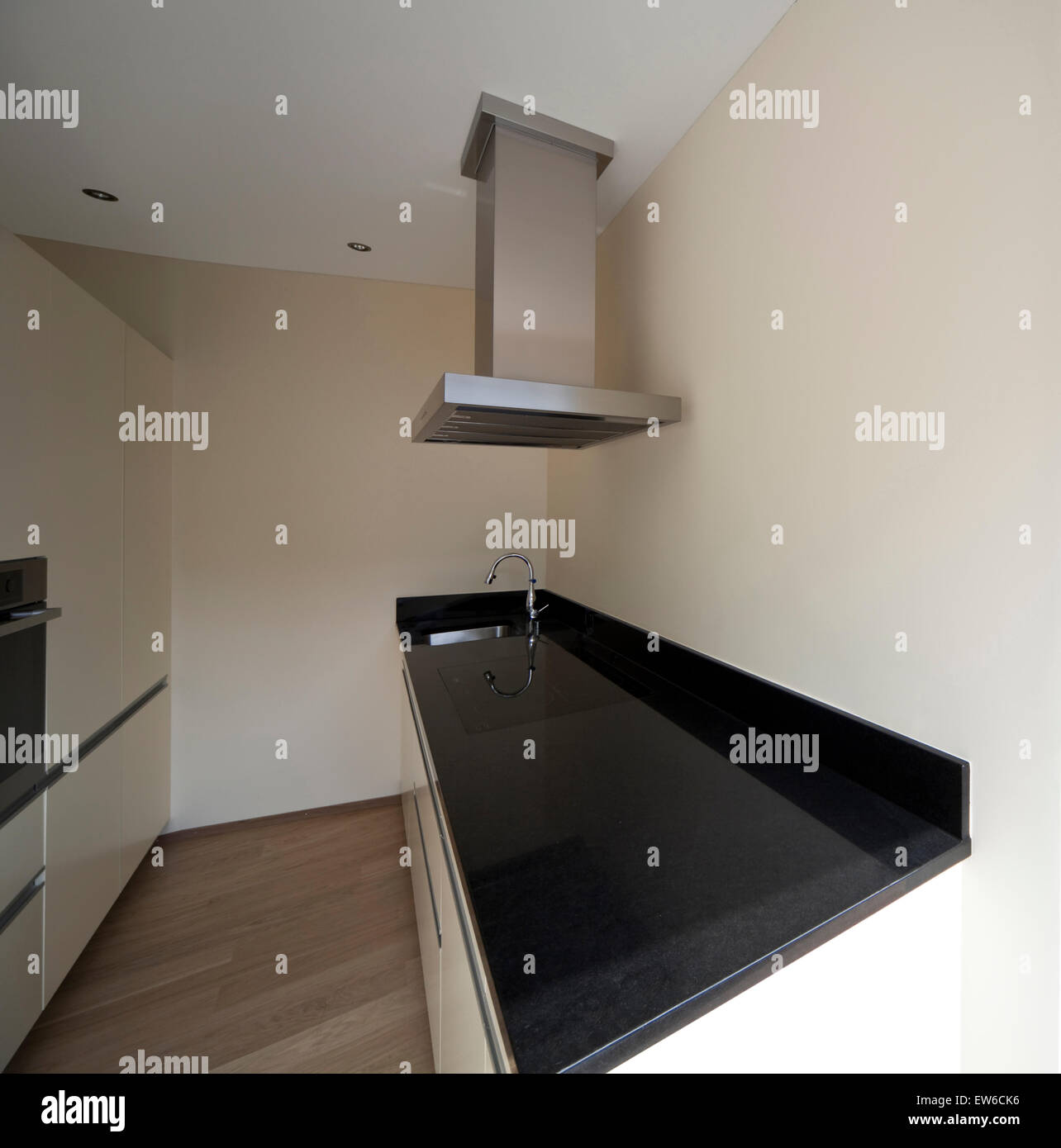 Modern cookers hi-res stock photography and images - Alamy