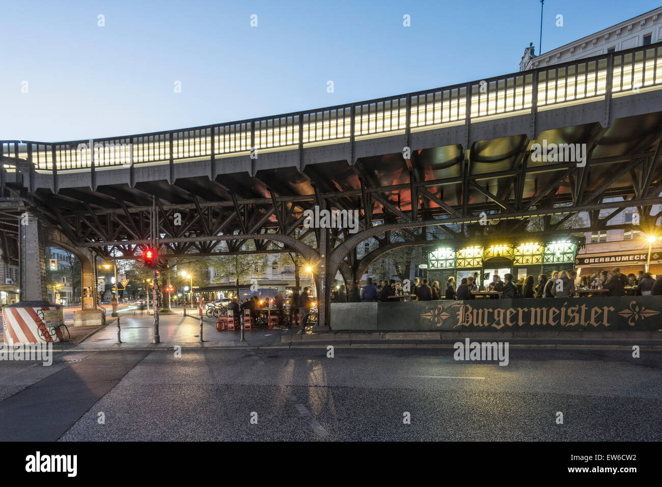 Burgermeister Fast Food, Metro Schlesisches Tor, Kreuzberg, Berlin ...