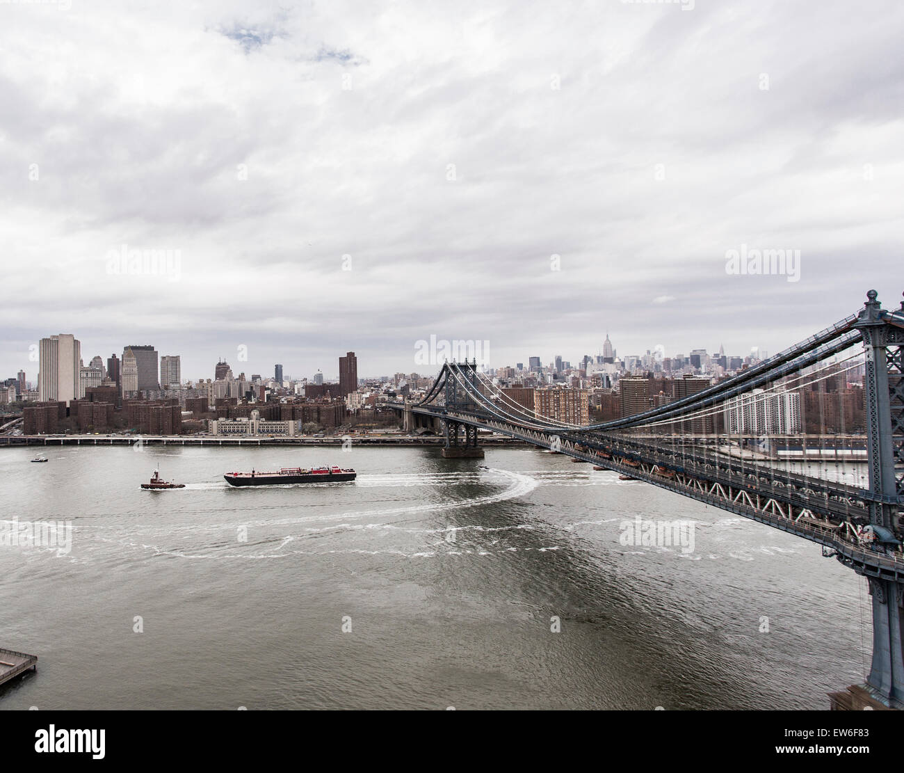 View of downtown Manhattan over the East river Stock Photo - Alamy