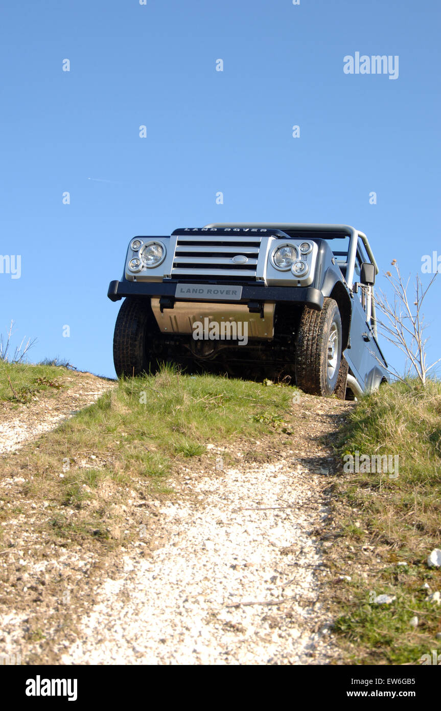 Land rover defender 90 hi-res stock photography and images - Alamy