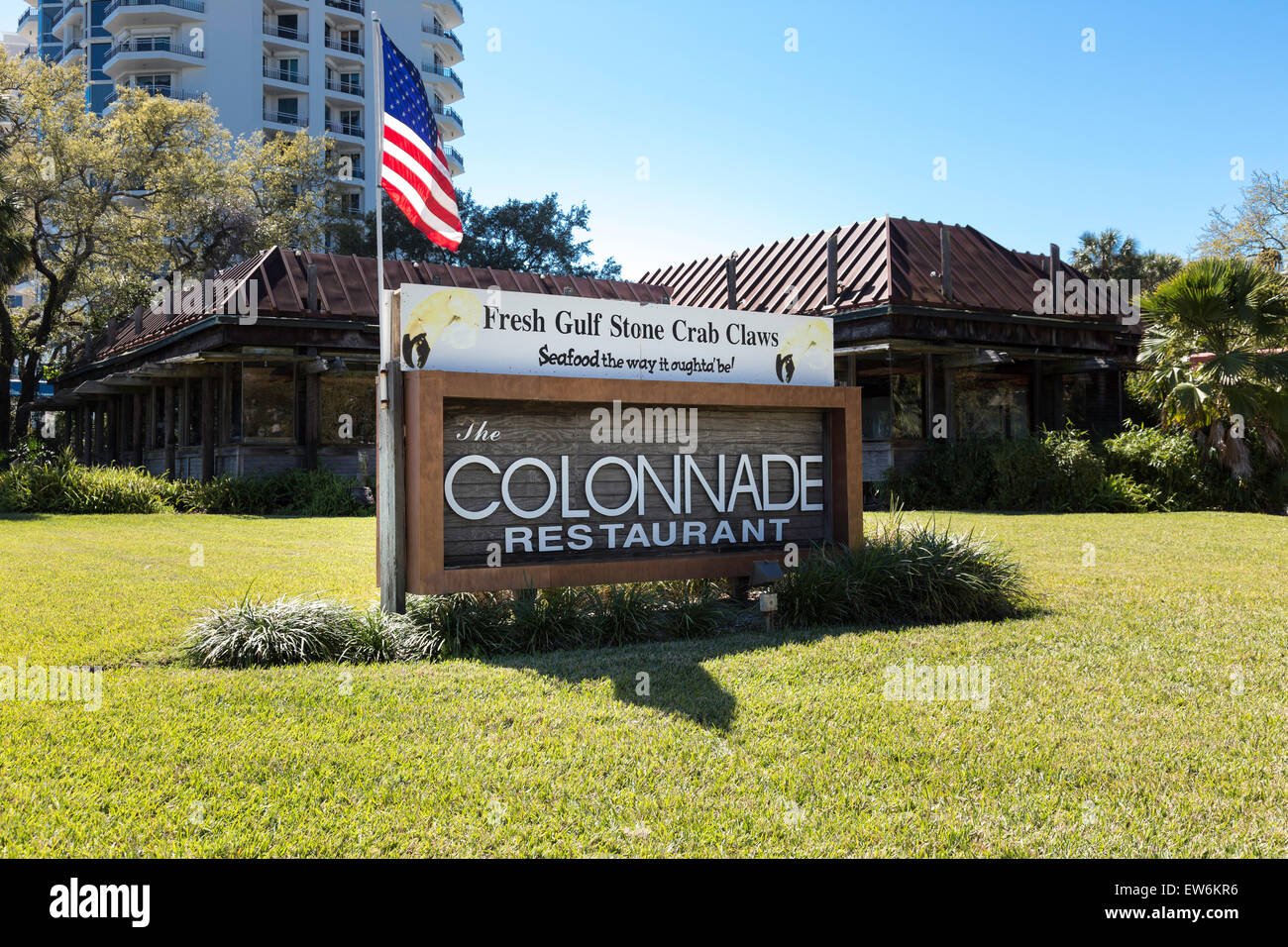 Seafood restaurant exterior hi-res stock photography and images - Alamy