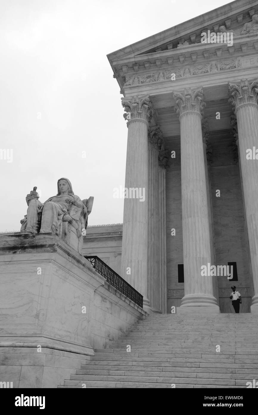United states supreme court Black and White Stock Photos & Images - Alamy