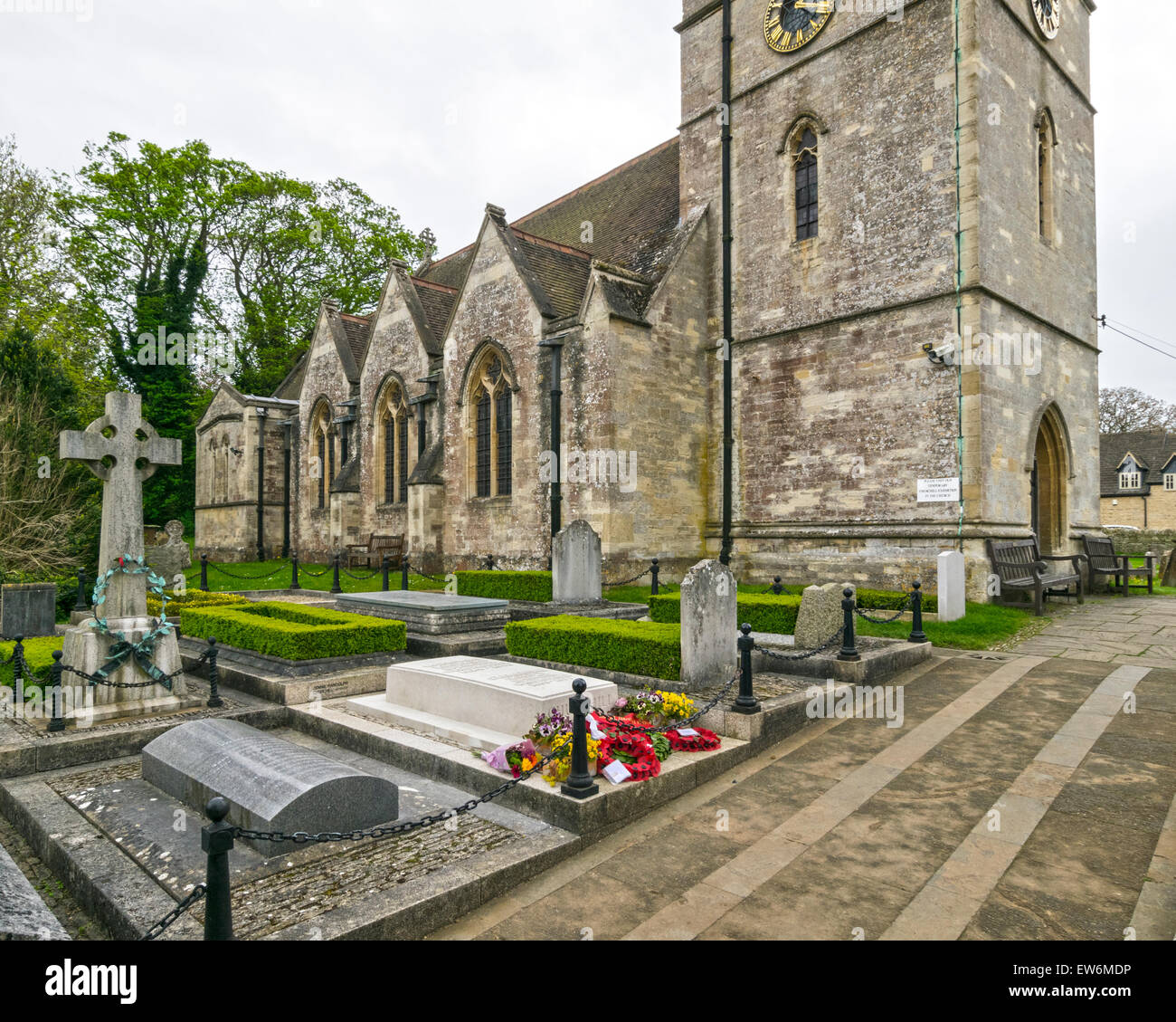 St martins church bladon hi-res stock photography and images - Alamy