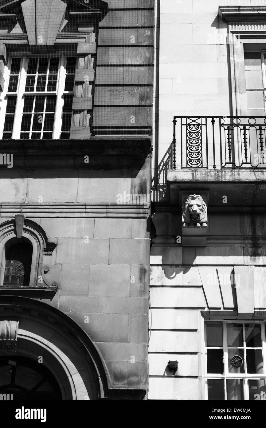 Buildings windows Black and White Stock Photos & Images - Alamy