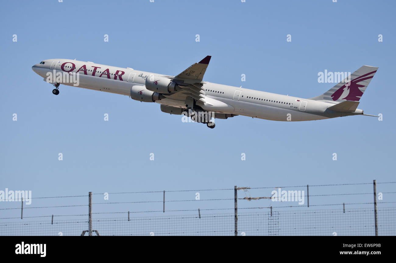 Qatar Airways A340