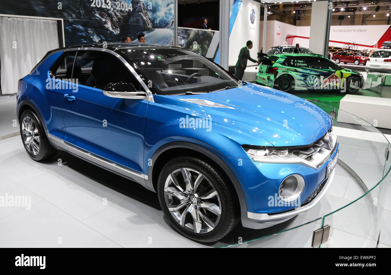 Volkswagen t roc concept istanbul autoshow hi-res stock photography and ...