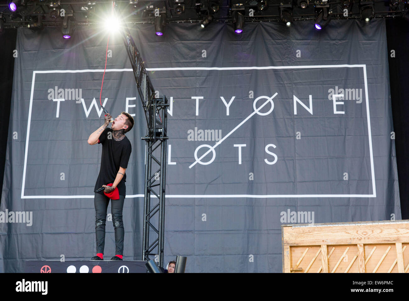 Twenty one pilots manchester hi-res stock photography and images - Alamy