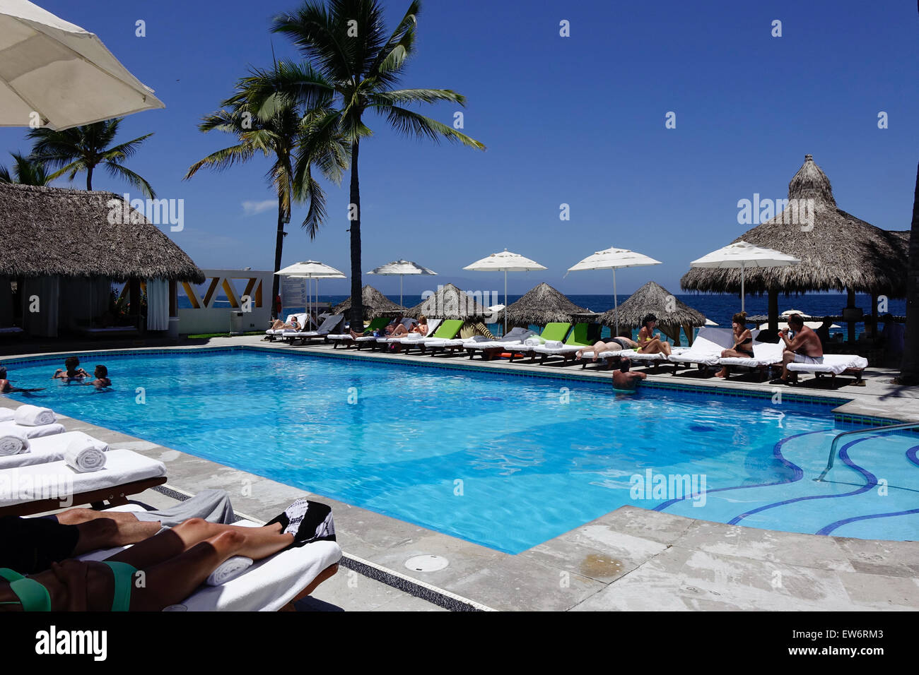 Vacationers hi-res stock photography and images - Alamy