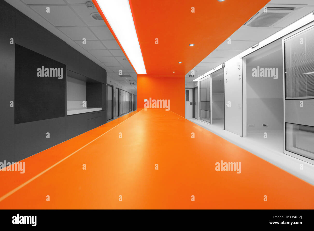 Hospital architecture hi-res stock photography and images - Alamy