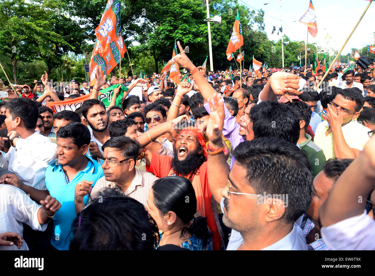 State President Rahul Sinha led the BJP rally from college square ...