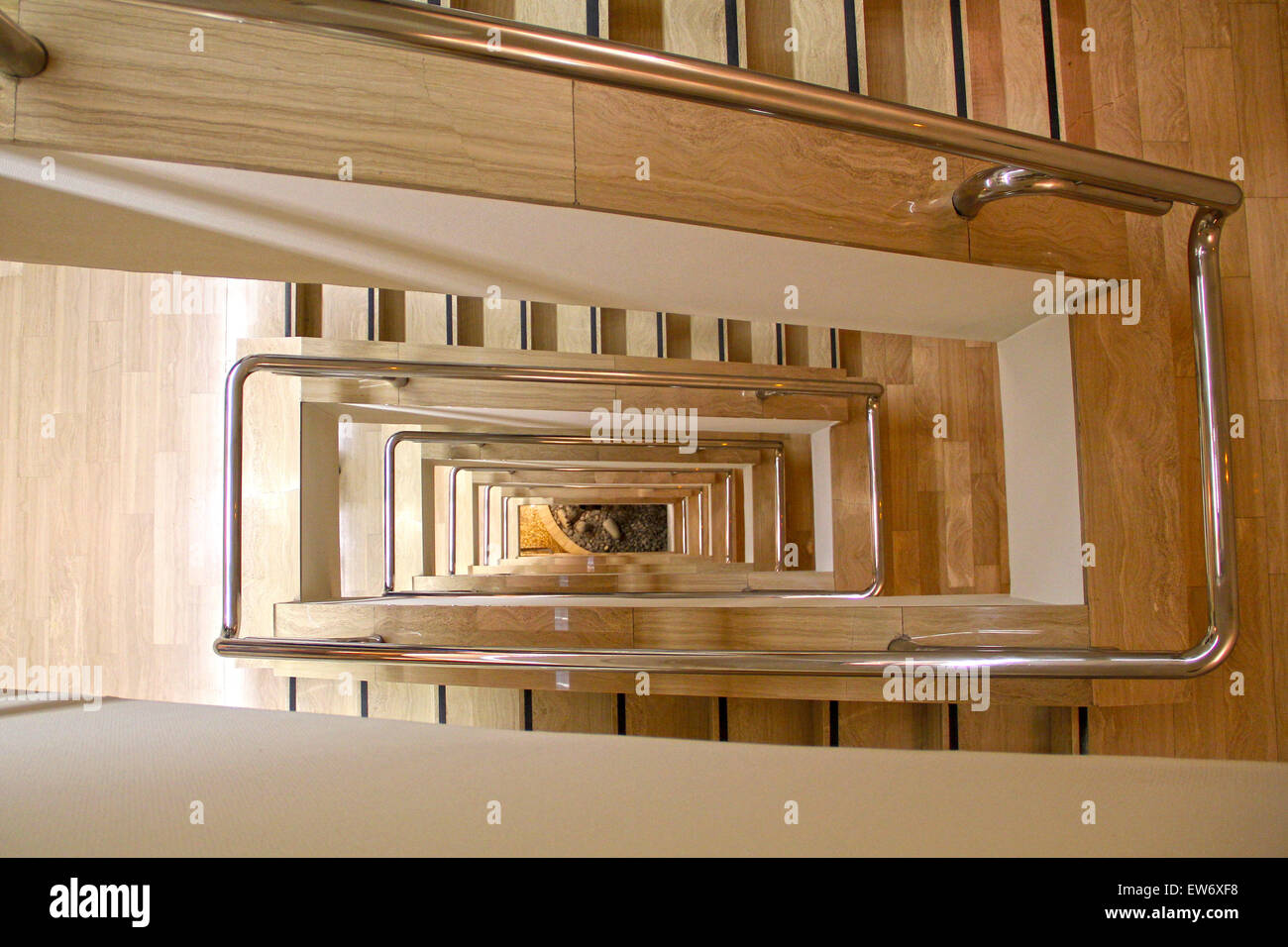 Spiral stairs hi-res stock photography and images - Alamy