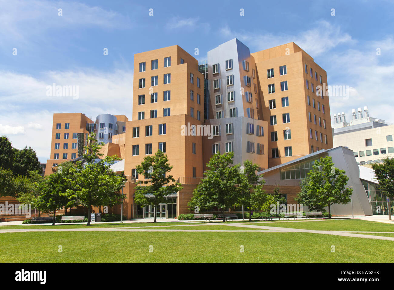 Mit campus hi-res stock photography and images - Alamy