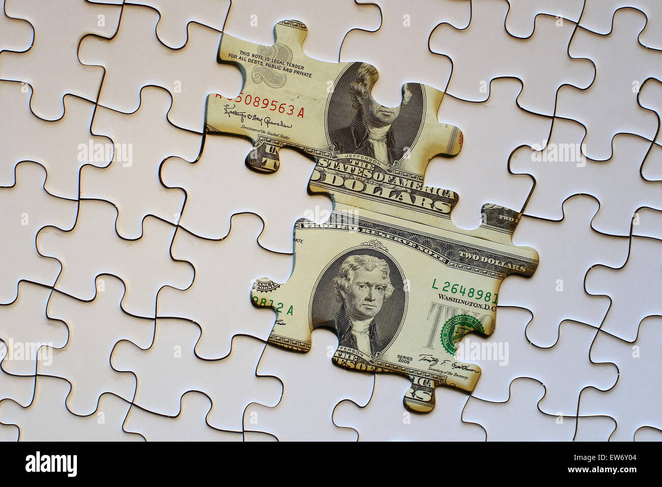 Financial puzzle hi-res stock photography and images - Alamy