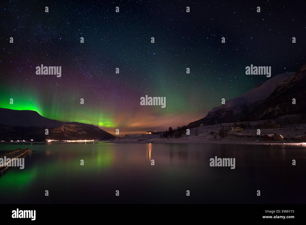 Norway northern lights fjord hi-res stock photography and images - Alamy